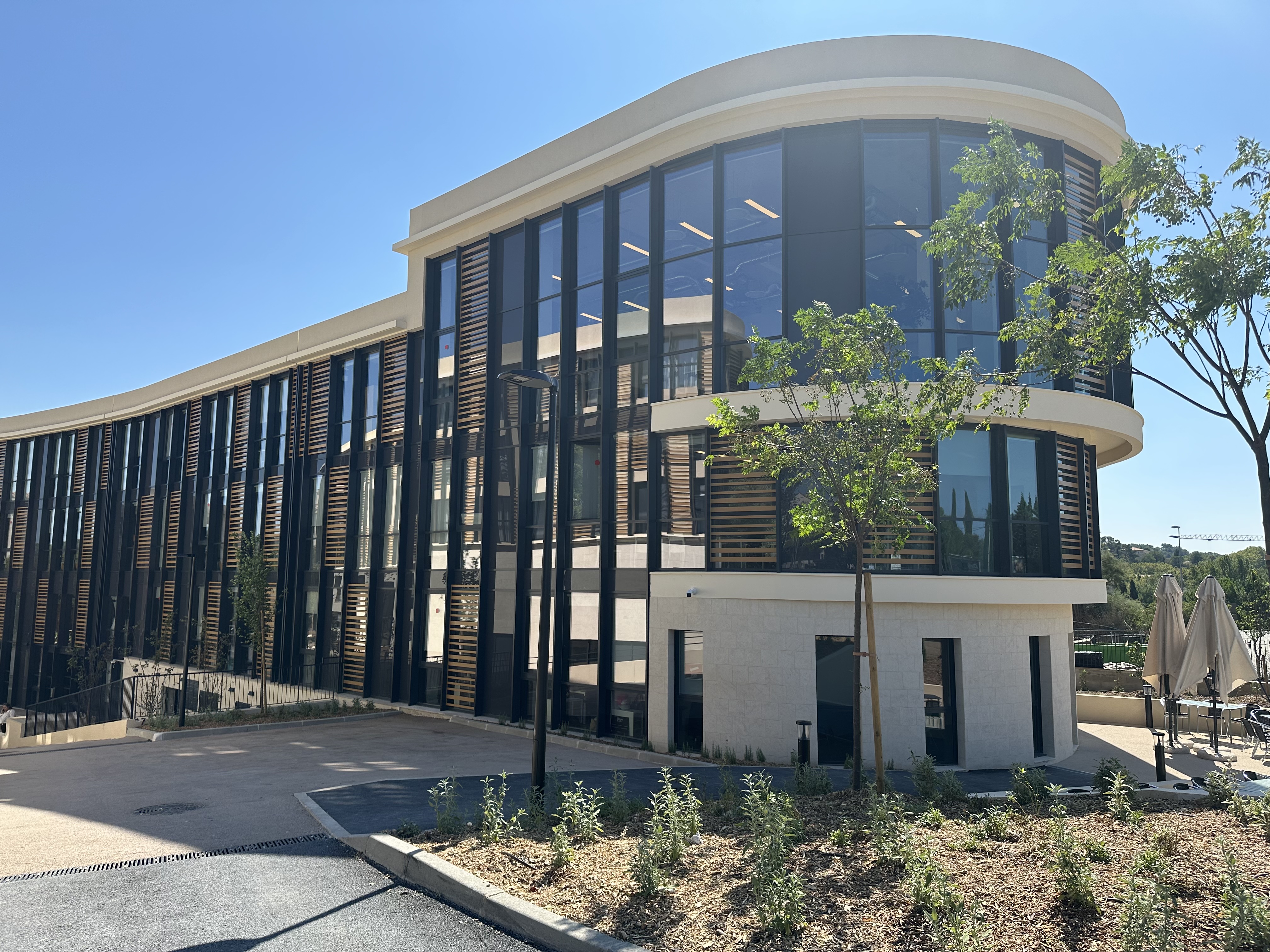 Ynov Campus Aix en Provence - École des métiers du digital